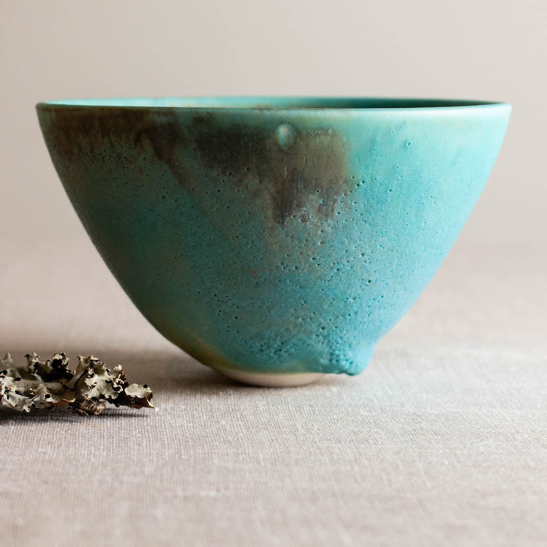 Turquoise and Pink Vessel – Lisa Fleming Ceramics